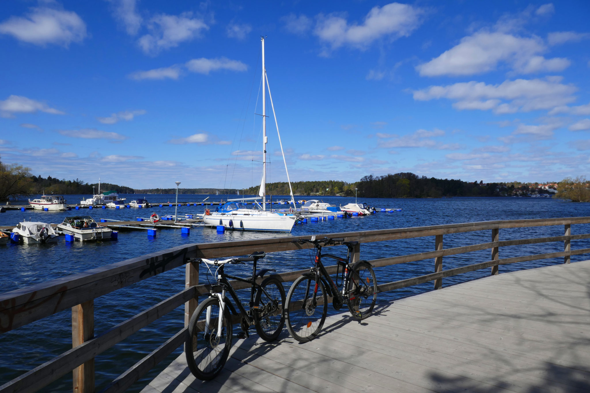 RANDO VÉLO — Promenade en bord de lac : de Vinterviken à la plage de ...